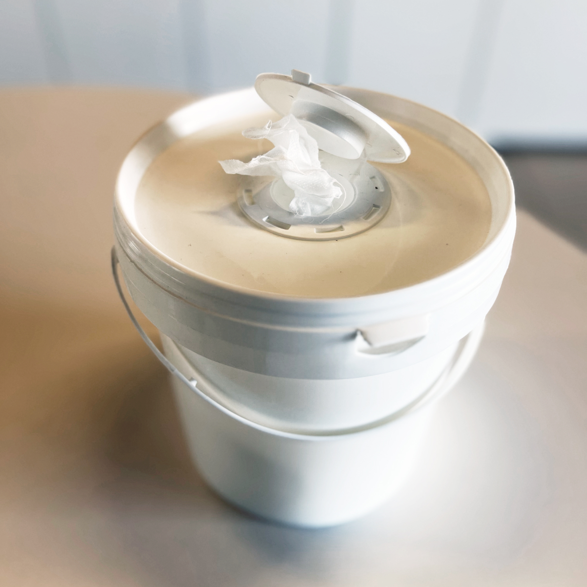 «Wipe Plus 40» Sistema Dispenser + 4 rotoli ricaricabile panni pre ...